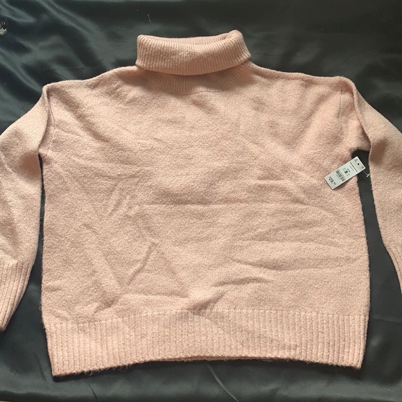 Ardene | Sweaters | Light Pink Turtleneck Never Worn Tags Still On ...